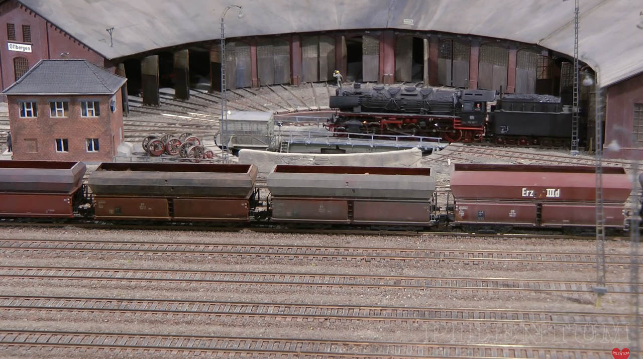 Modellbundesbahn : la gare d'Ottbergen, un des plus beau réseau HO allemand