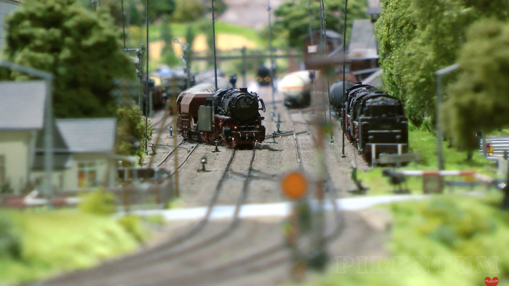 Modellbundesbahn : la gare d'Ottbergen, un des plus beau réseau HO allemand