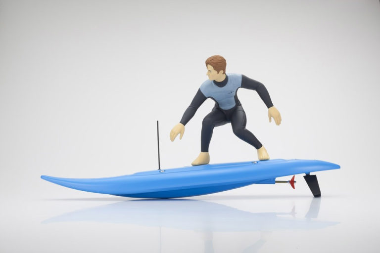 Le surf radiocommandé vue par Kyosho ! Le R/C surfer version 4 . - aero ...
