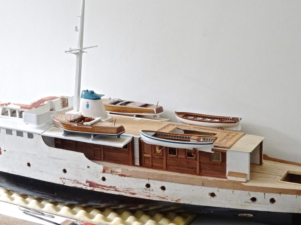 Le Wandera, restauration d'un ancien bateau radiocommandé - Partie 2 - aero-modelisme.com