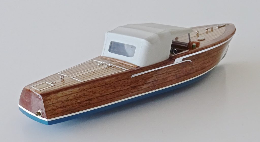 Le Wandera, restauration d'un ancien bateau radiocommandé - Partie 2 - aero-modelisme.com